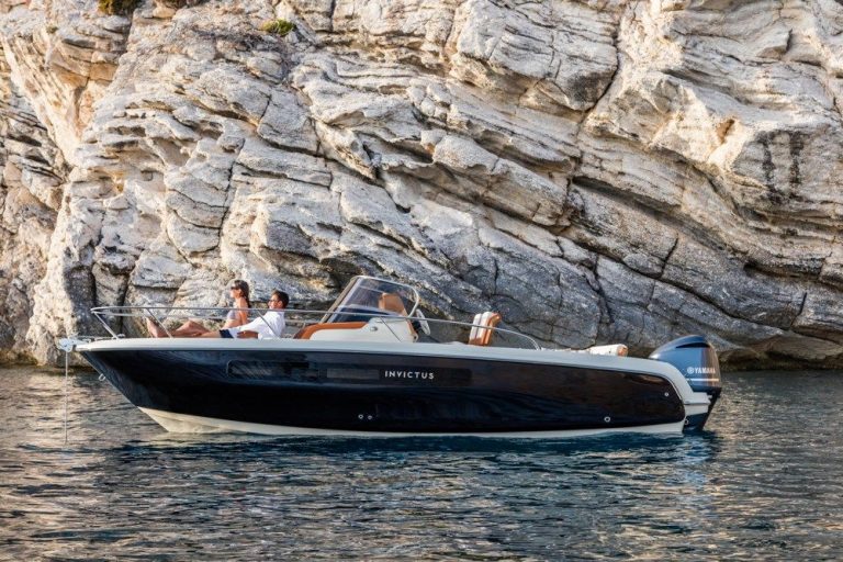 Invictus Yacht keeps evolving and reveals the Capoforte collection ...