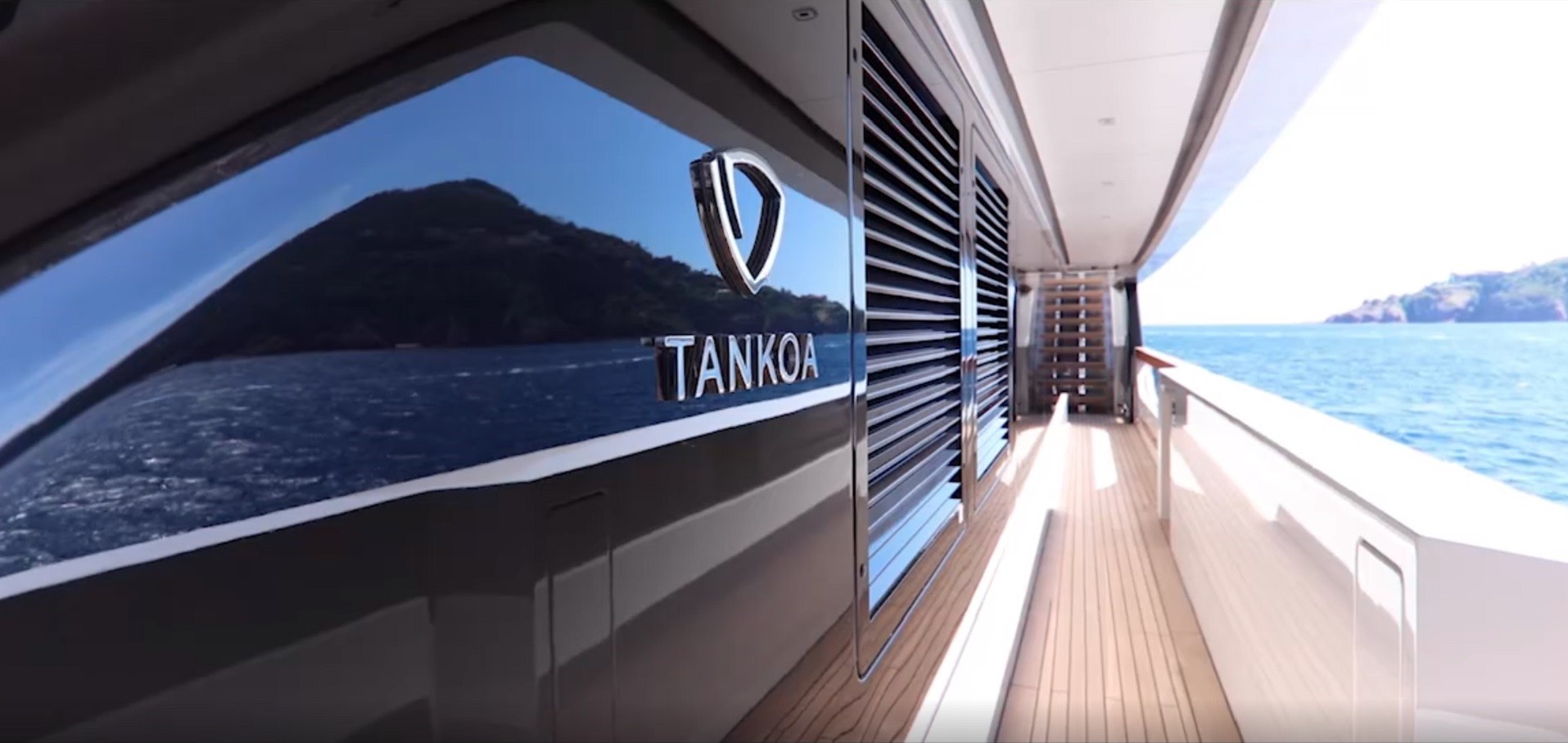 Fourth hybrid yacht in Tankoa's 164 Ft. series touches the water for ...