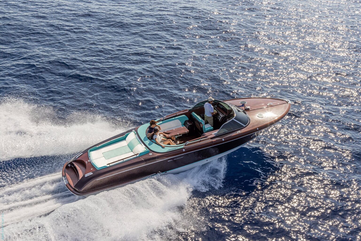 Riva Anniversario: the open powerboat that is already a legend - Nautic ...