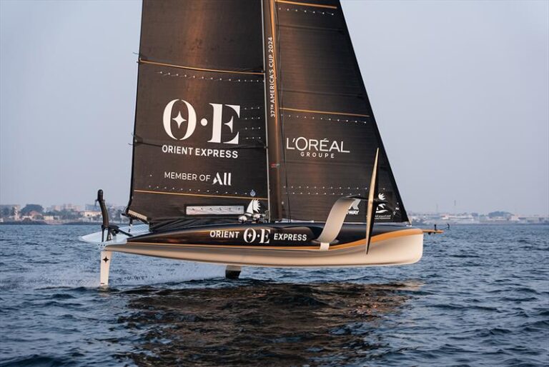 Orient Express Racing Team set sail in Jeddah - Nautic Magazine